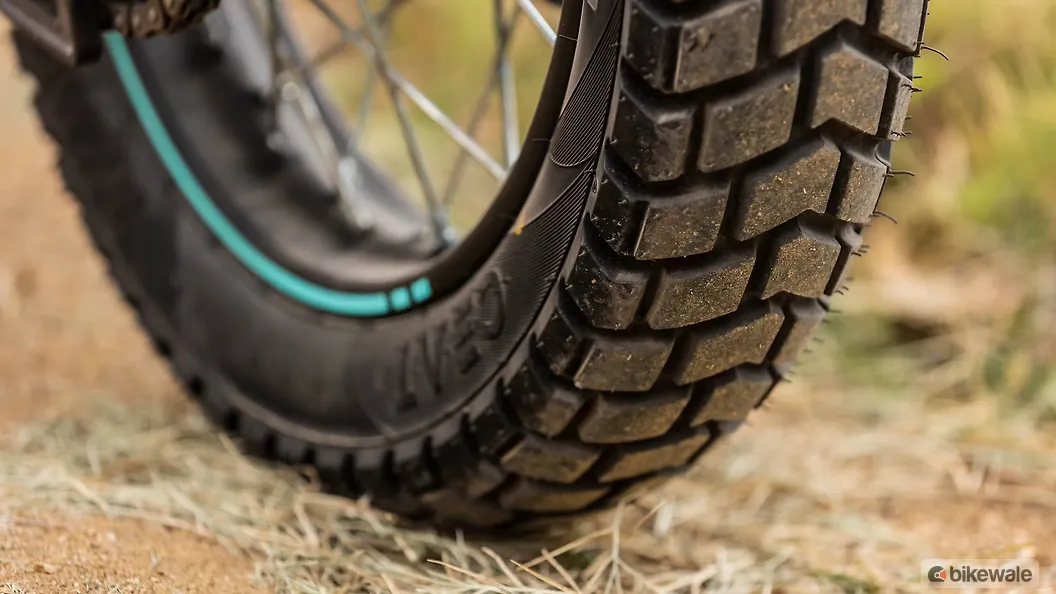 Royal Enfield Scram 411 Front Tyre Image – BikeWale