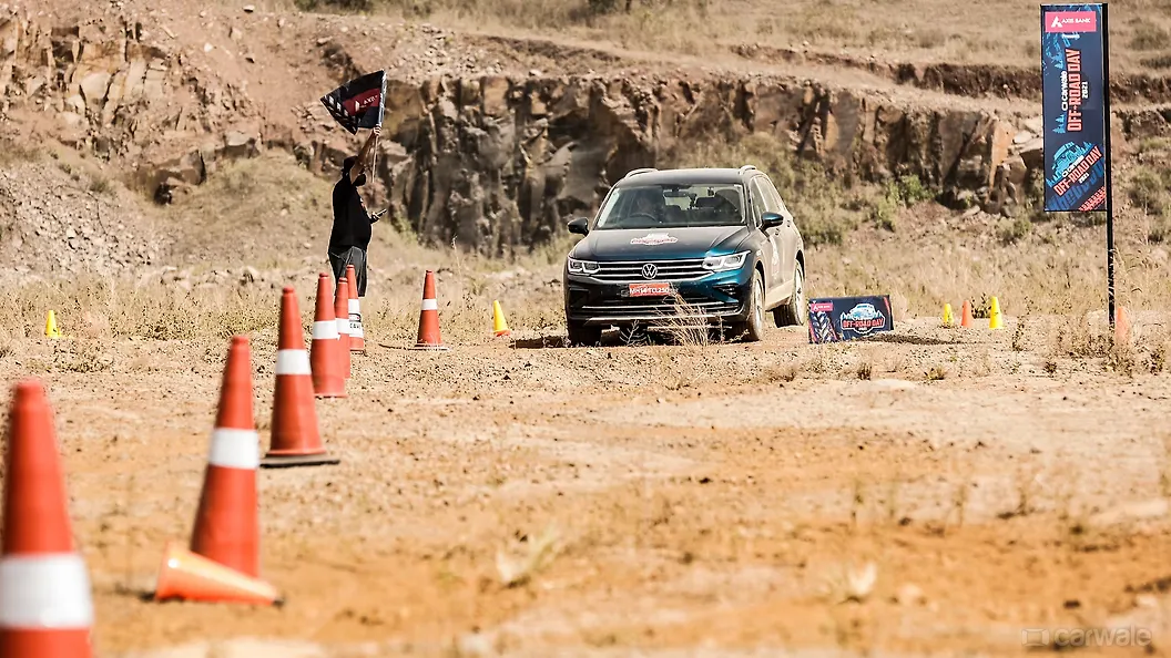 Tiguan Front View Image, Tiguan Photos in India - CarWale