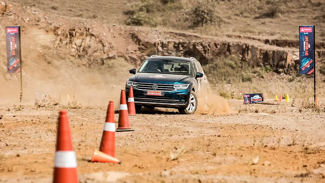 Tiguan Front View Image, Tiguan Photos in India - CarWale