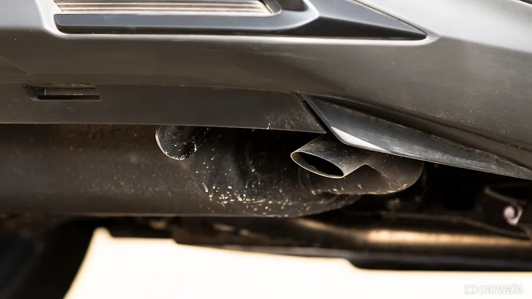 NX Exhaust Pipes Image, NX Photos in India - CarWale