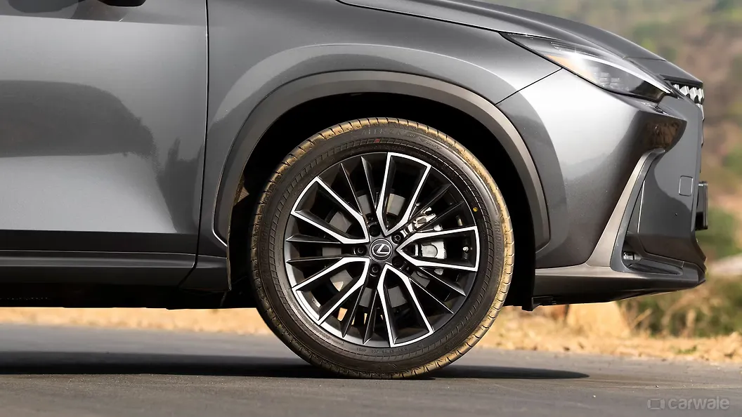 NX Wheel Image, NX Photos in India - CarWale