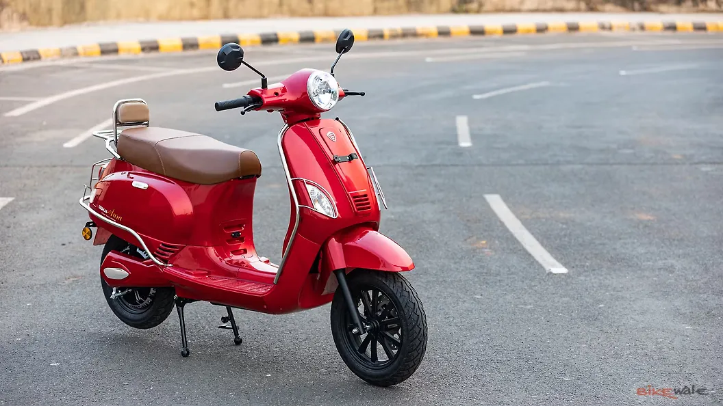 Benling Aura Right Side View Image – BikeWale
