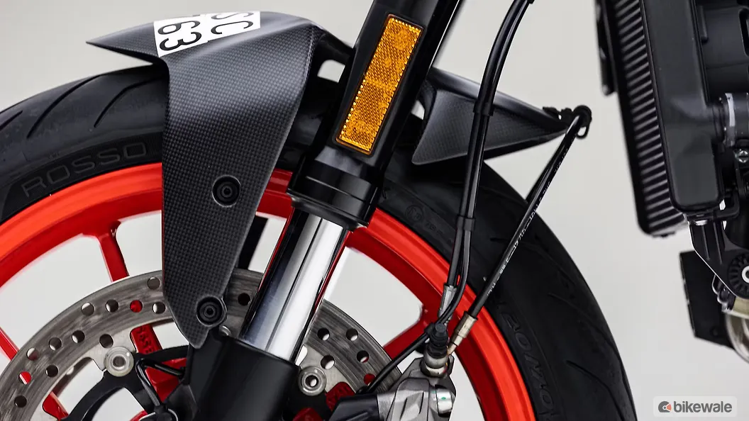 Ducati Monster windscreen Image – BikeWale