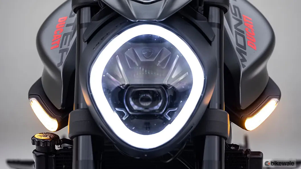 Ducati Monster Head Light Image – BikeWale