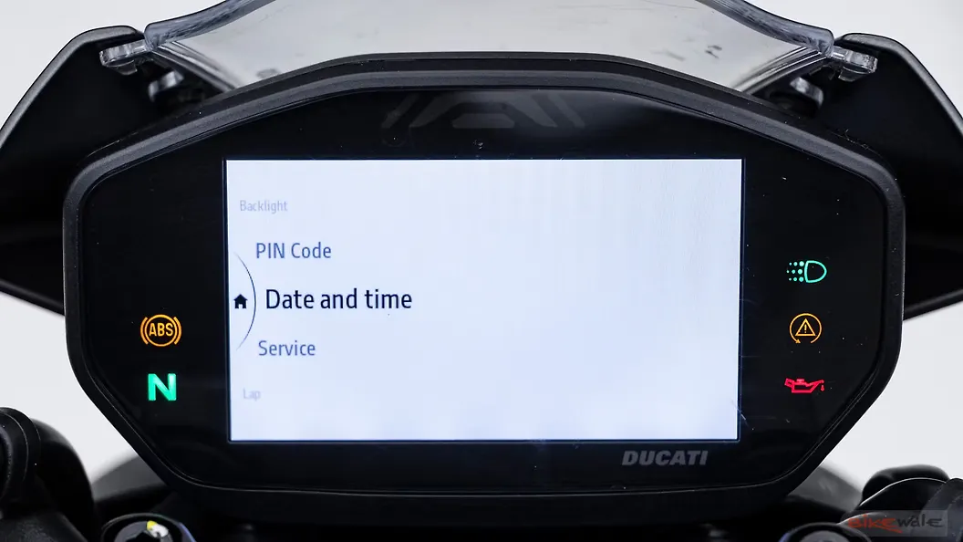 Ducati Monster TFT / Instrument Cluster Image – BikeWale