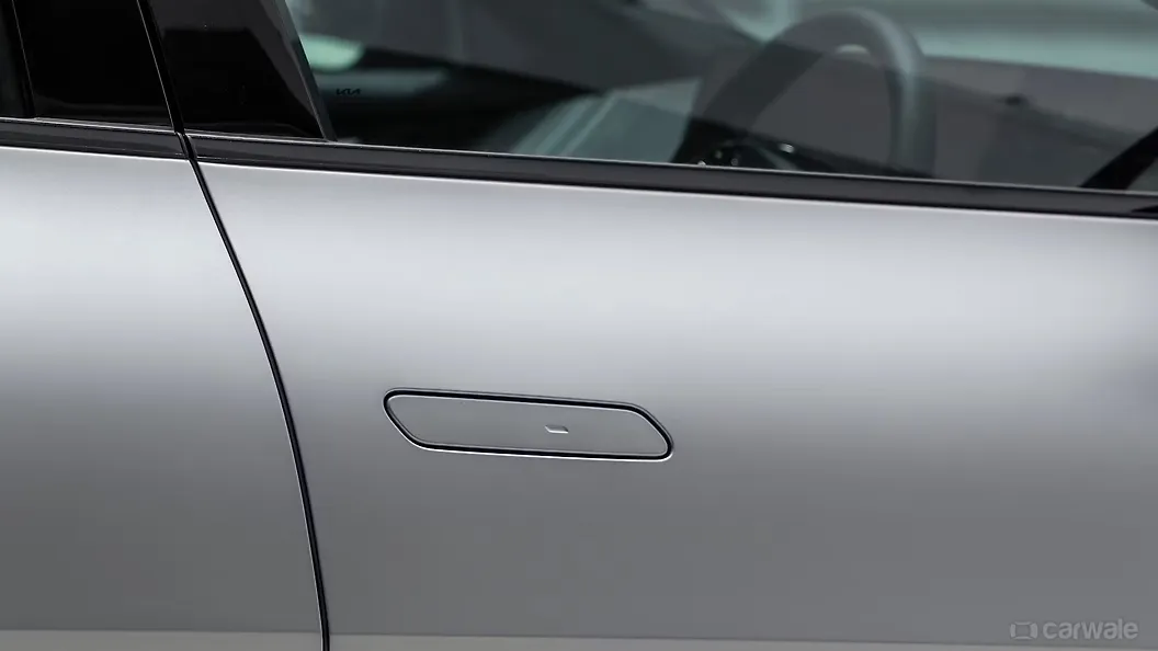 EV6 Front Door Handle Image, EV6 Photos in India - CarWale