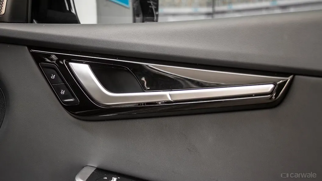 EV6 Front Right Door Pad Handle Image, EV6 Photos in India - CarWale