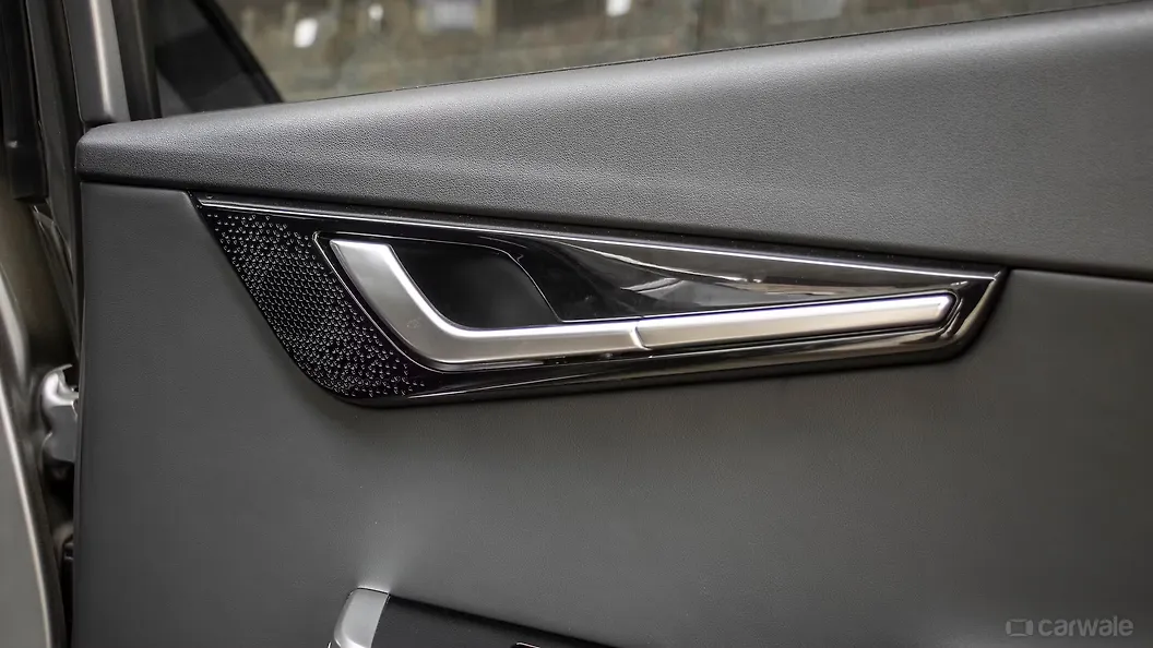 EV6 Rear Door Pad Handle Image, EV6 Photos in India - CarWale