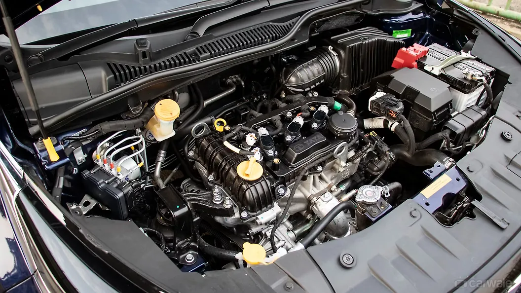 Altroz Engine Shot Image, Altroz Photos in India - CarWale
