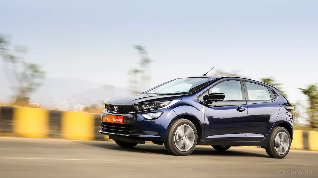 Altroz Left Front Three Quarter Image, Altroz Photos in India - CarWale