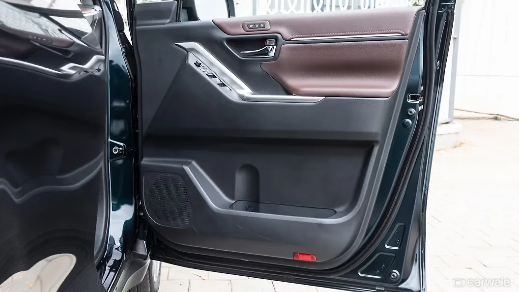 Innova Hycross Rear Door Pad Image, Innova Hycross Photos in India ...