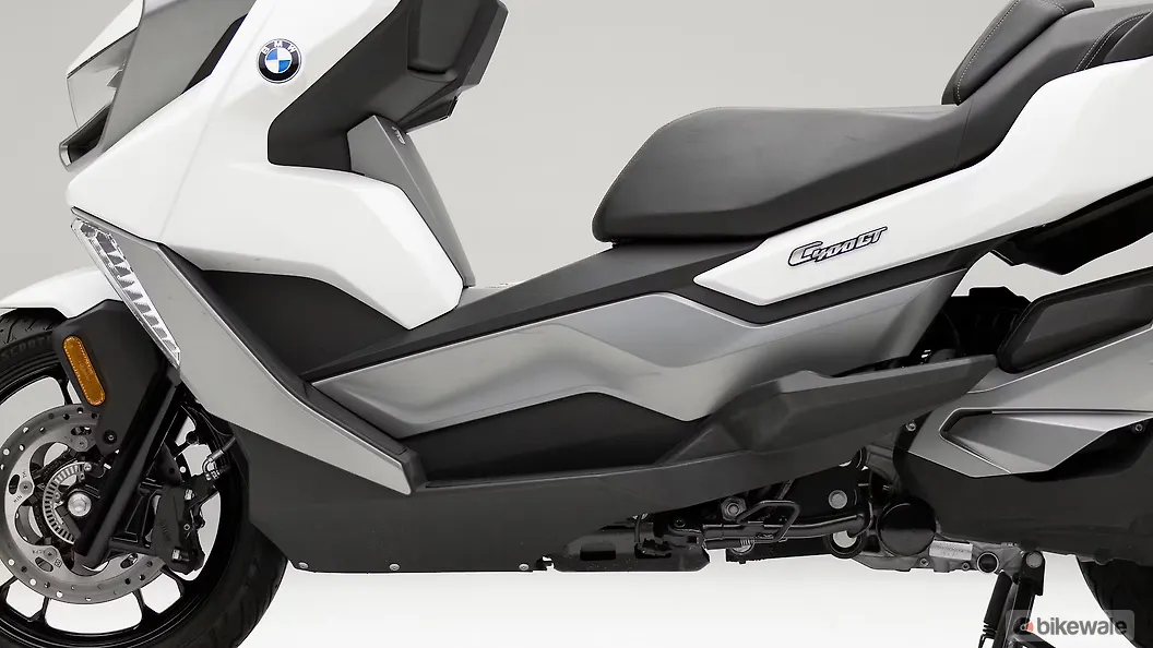 BMW Old Generation C 400 GT 2021 [2021-2025] Rear View Image – BikeWale