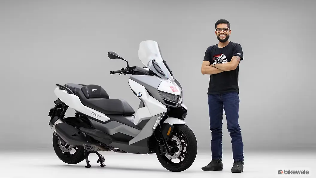 BMW C 400 GT [2021-2025] Right Side View Image – BikeWale