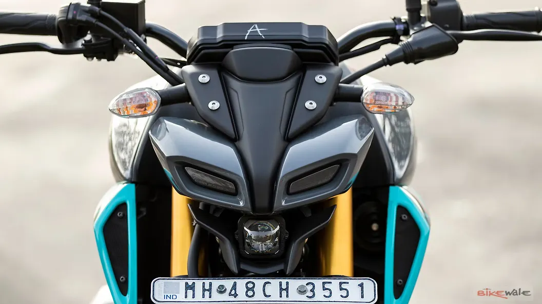 Yamaha MT 15 V2 Front Headlamp Cowl Image – BikeWale