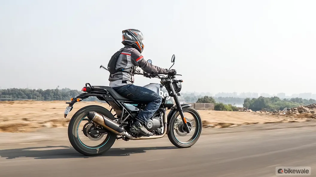 Royal Enfield Scram 411 Right Side View Image – BikeWale