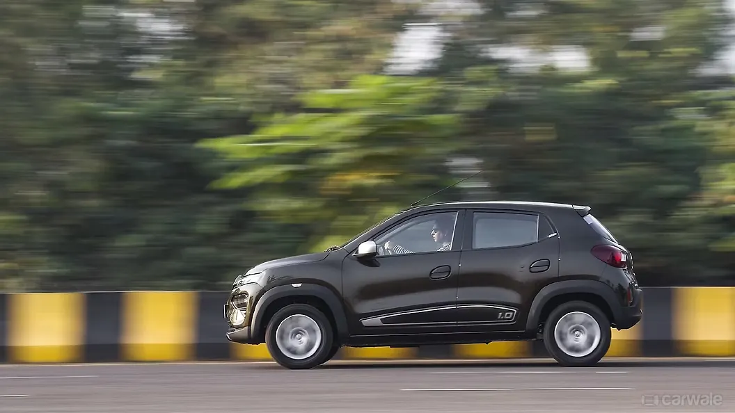Kwid Left Side View Image, Kwid Photos in India - CarWale