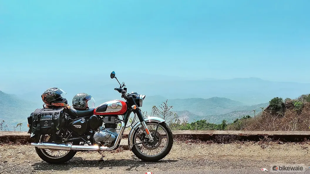 Royal Enfield Classic 350 Right Side View Image – BikeWale