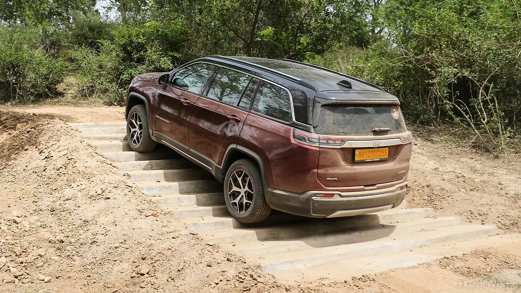 Meridian Left Rear Three Quarter Image, Meridian Photos in India - CarWale