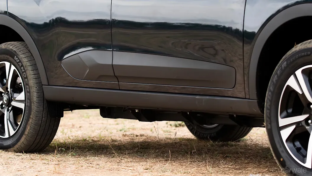 Nexon EV Max Side Cladding Image, Nexon EV Max Photos in India - CarWale