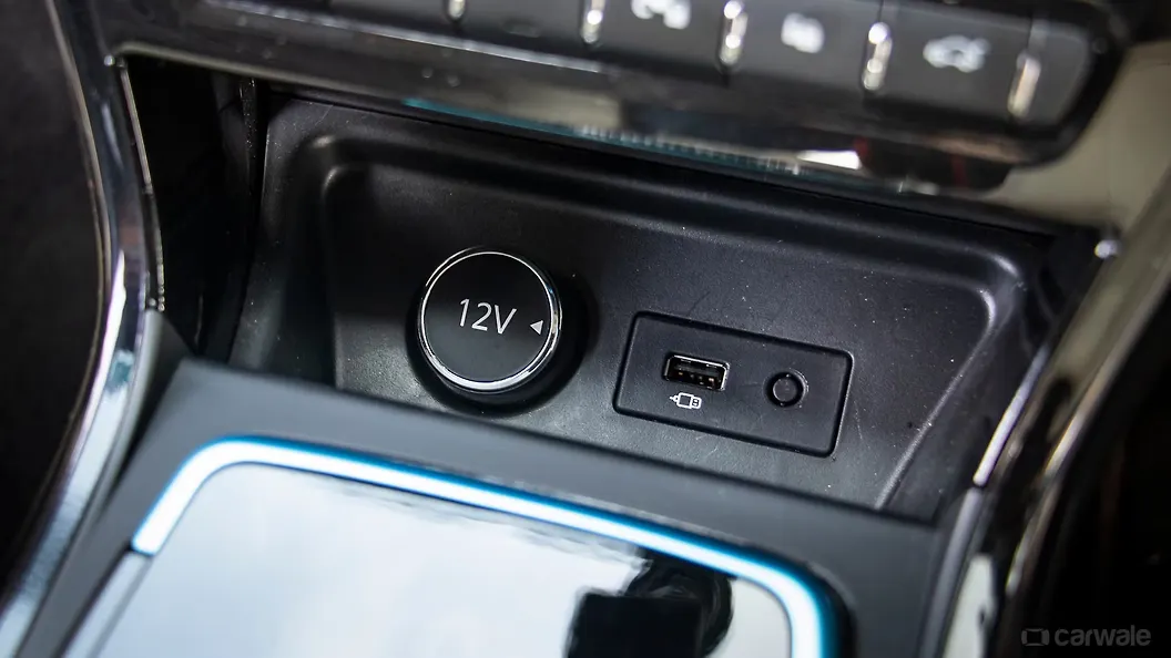 Nexon EV Max USB Port/AUX/Power Socket/Wireless Charging Image, Nexon ...