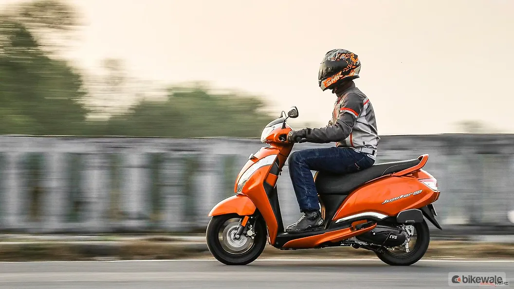 TVS Jupiter 125 Front View Image – BikeWale