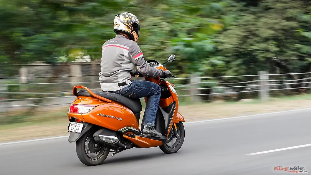 TVS Jupiter 125 Rear Fender Image – BikeWale