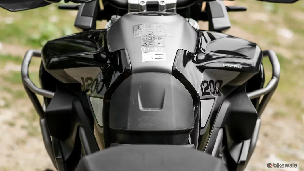 Triumph Tiger 1200 Branding/Fuel Tank Decal Image – BikeWale
