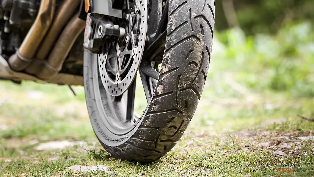 Triumph Tiger 1200 Radiator Image – BikeWale