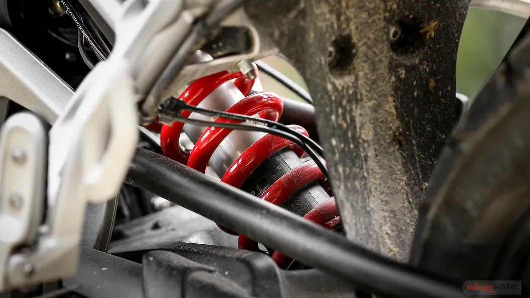 Triumph Tiger 1200 Mono Shock Absorber Image – BikeWale