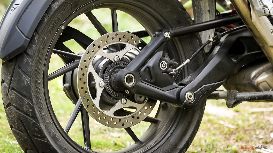 Triumph Tiger 1200 Rear Brake Fluid Reservoir Image – BikeWale