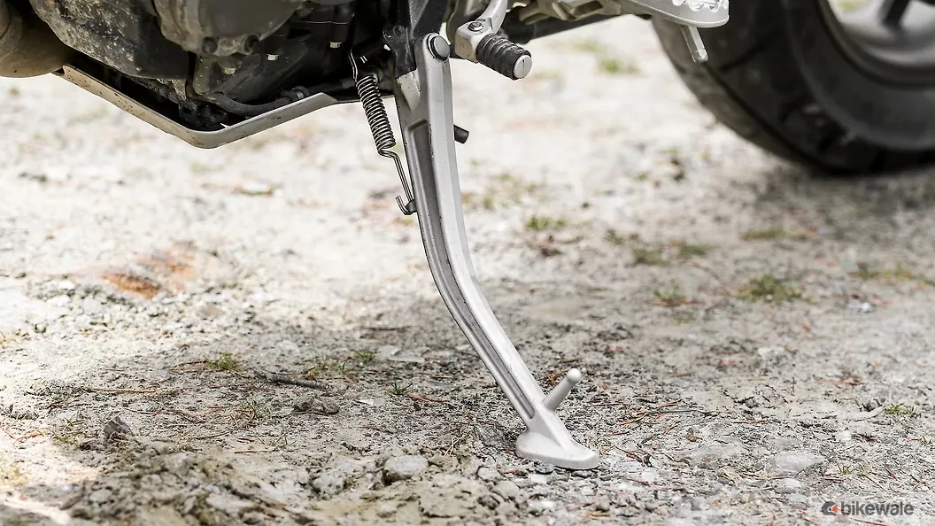 Triumph Tiger 1200 Main Stand Image – BikeWale