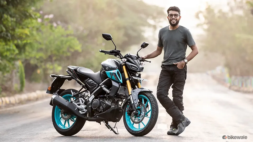 Yamaha MT 15 V2 Right Side View Image – BikeWale