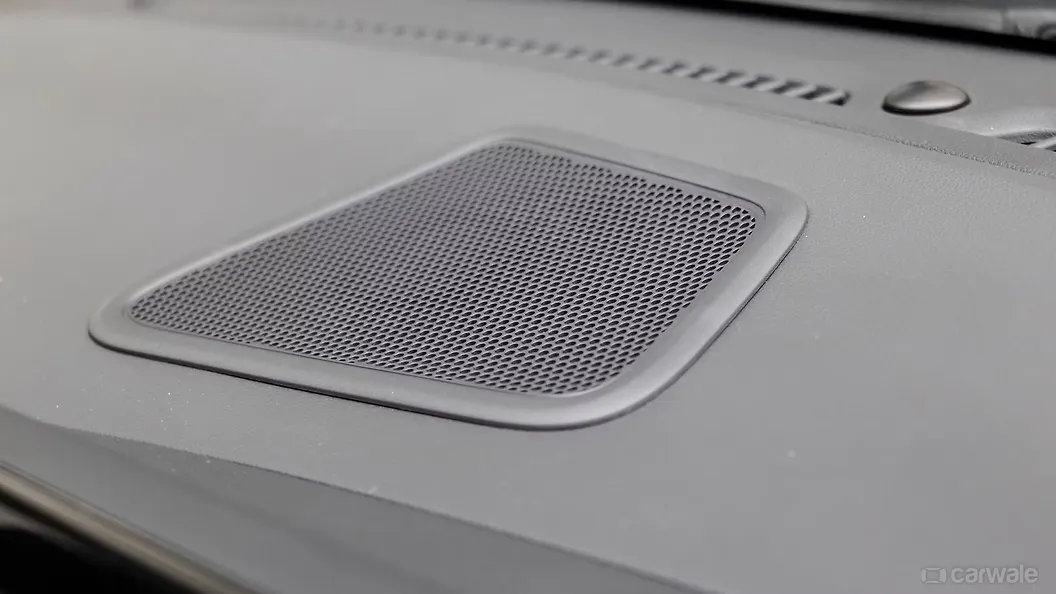 Verna Central Dashboard - Top Storage/Speaker Image, Verna Photos in ...