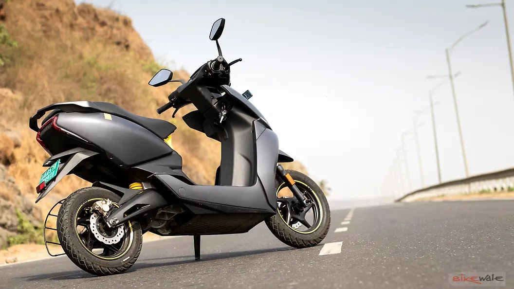 Ather 450X Gen 2 Right Rear Three Quarter Image – BikeWale