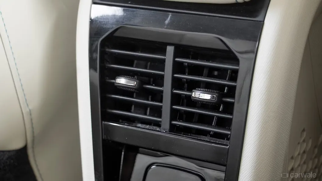 Nexon EV Max Rear View Image, Nexon EV Max Photos in India - CarWale