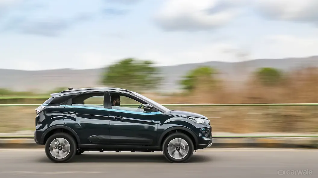 Nexon EV Max Right Side View Image, Nexon EV Max Photos in India - CarWale