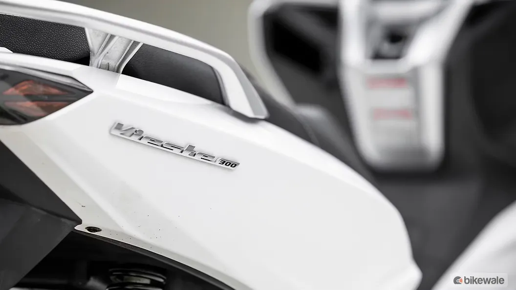 Keeway Vieste 300 Left Side Body Panel Badge Image – BikeWale