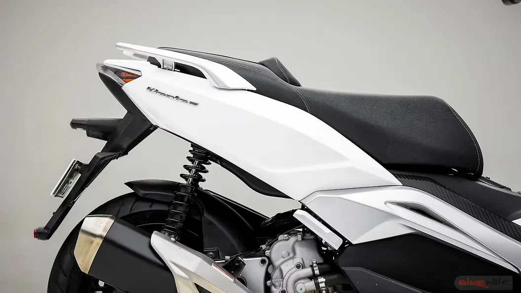 Keeway Vieste 300 Right Side Body Panel Image – BikeWale