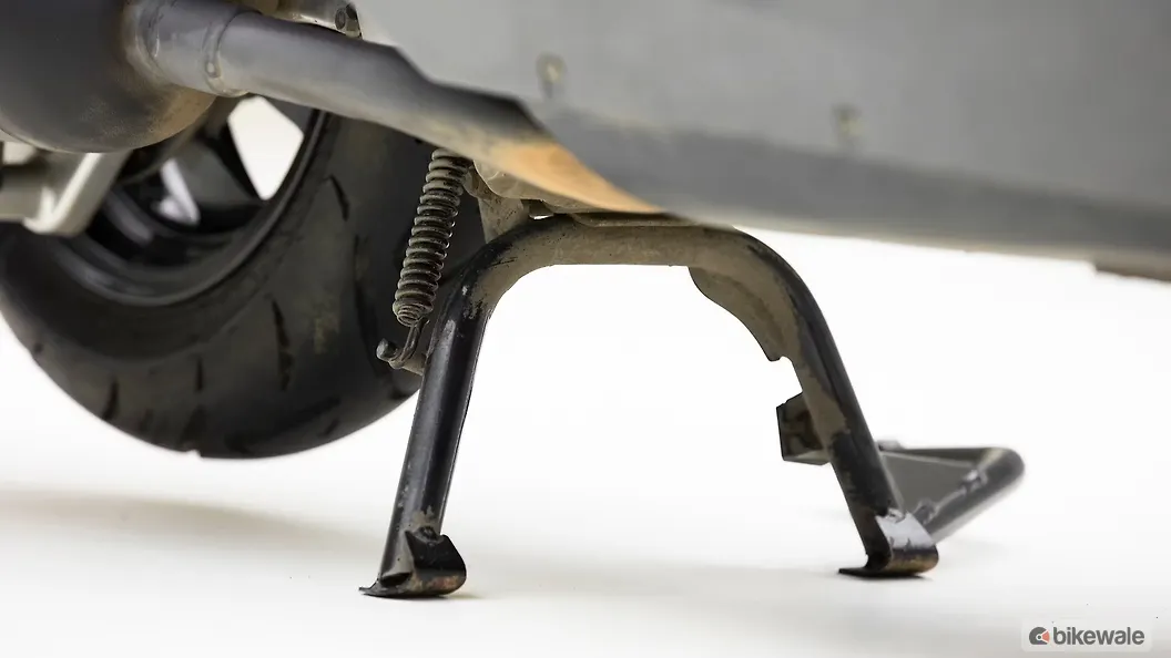 Keeway Sixties 300i Side Stand Image – BikeWale
