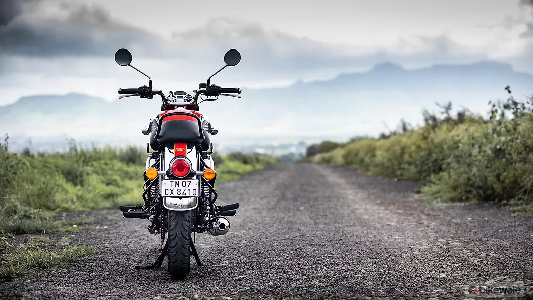 Royal Enfield Classic 350 Rear View Image – BikeWale