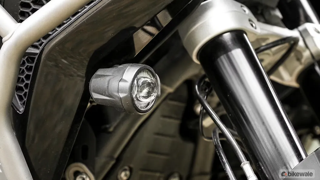 Triumph Tiger 1200 Auxiliary Light Image – BikeWale