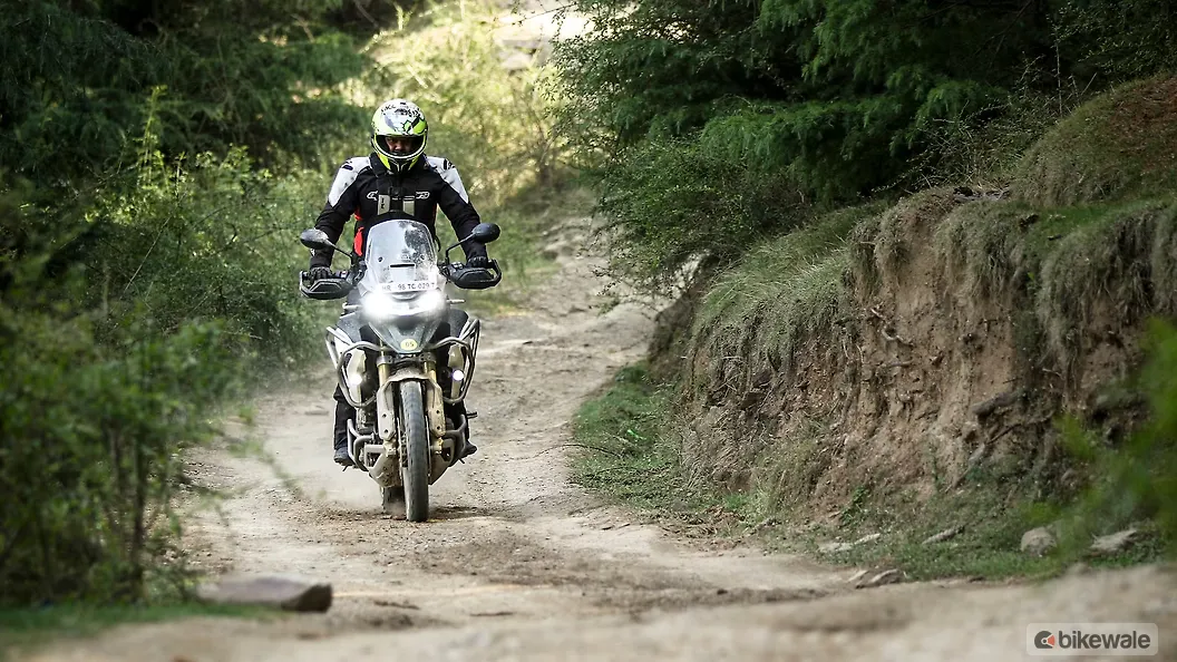 Triumph Tiger 1200 Front View Image – BikeWale