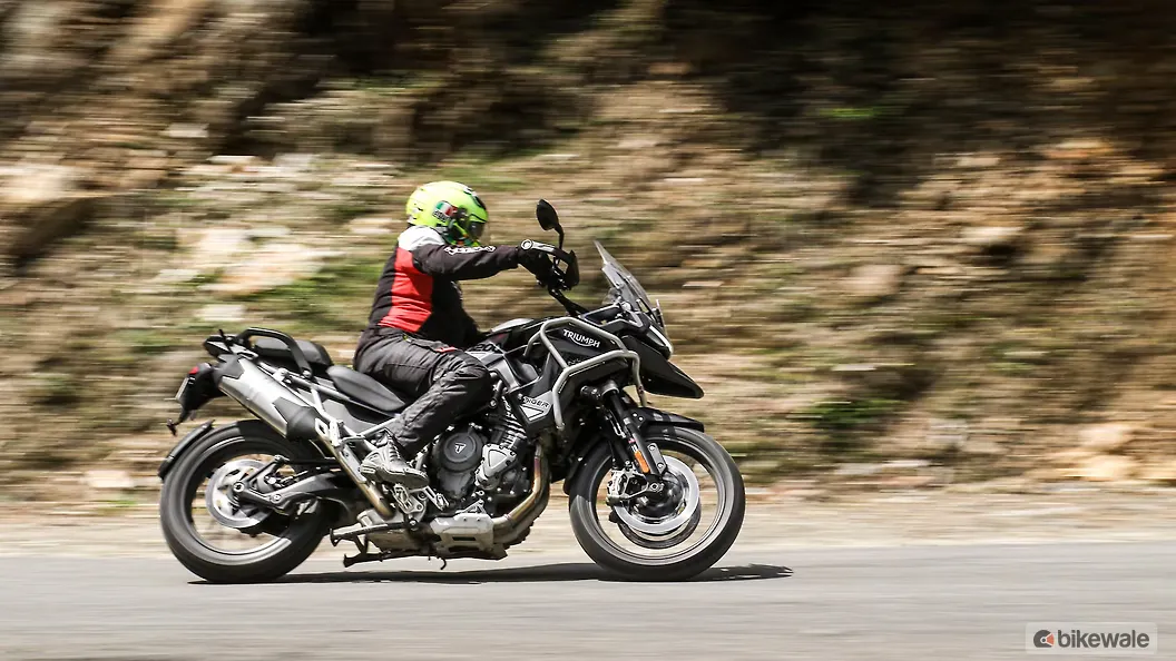 Triumph Tiger 1200 Right Side View Image – BikeWale