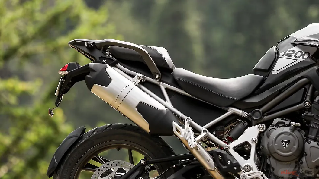 Triumph Tiger 1200 12V Power Socket Image – BikeWale