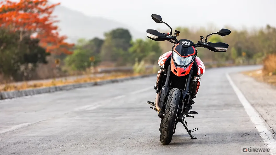 Ducati Hypermotard 950 Front View Image – BikeWale