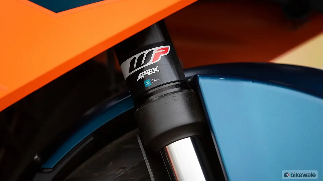 KTM RC 390 [2020] Fuel Tank Image – BikeWale