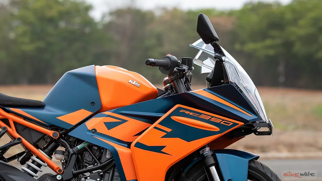 KTM RC 390 [2020] Engine From Left Image – BikeWale