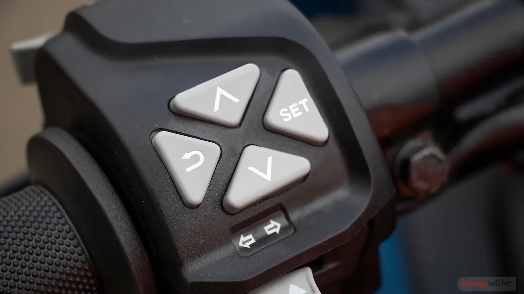 KTM RC 390 [2020] Handle Bar Image – BikeWale