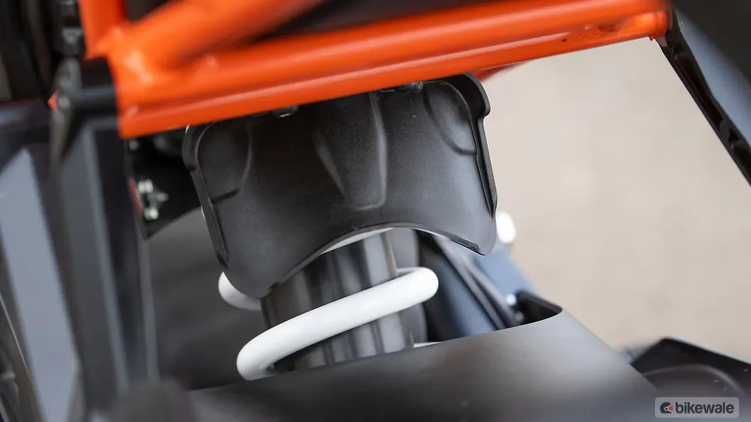 KTM RC 390 [2020] Fuel Tank Image – BikeWale