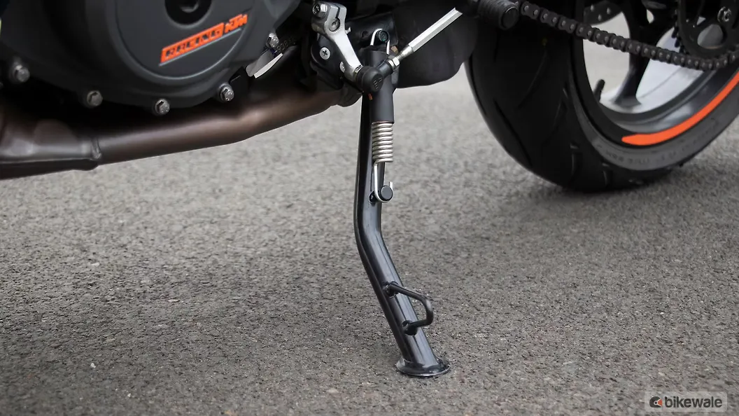 KTM RC 390 [2020] Rider Footpeg Image – BikeWale